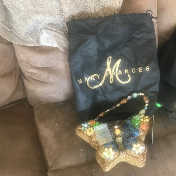 Mary Frances | Bags | Mary Frances Butterfly Pocketbook | Poshmark